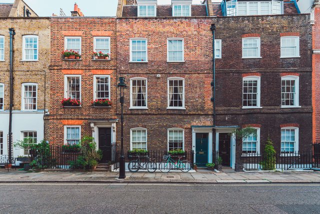 Retrofitting challenges in traditional and non-traditional buildings | CIOB